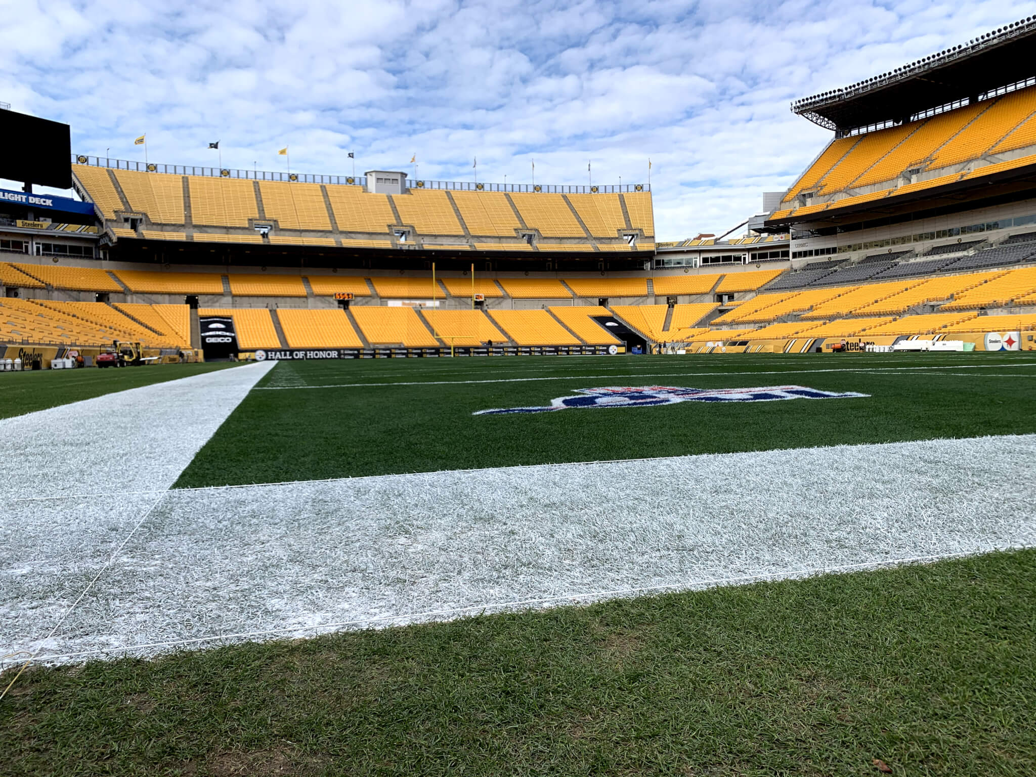 QBOL Blueprint of Success Student Presentation at Heinz Field in ...